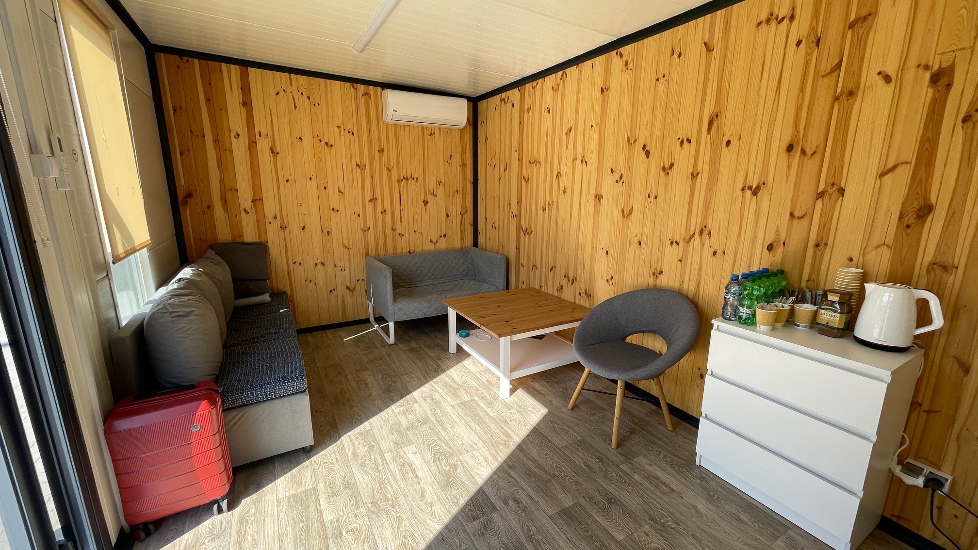 Najtańszy Parking lotnisko Chopina Warszawa Okęcie z transferem